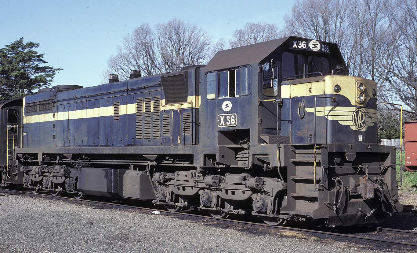 X class d/e locomotives